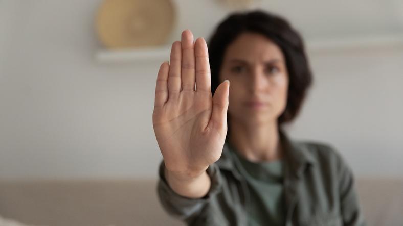Untimely response to securities transfer requests charged